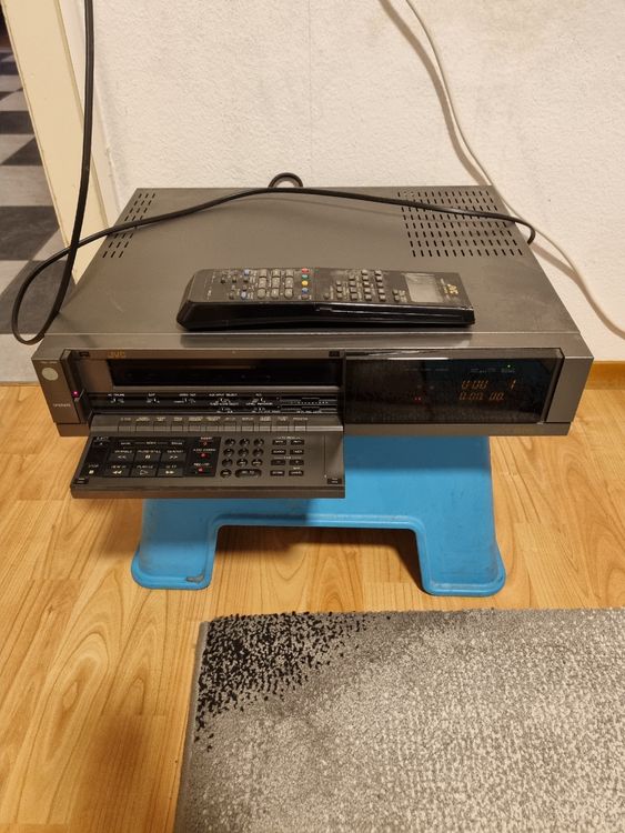 JVC HR-S5500E S-VHS Video Recoder (D'occasion) à pour CHF 120 – retrait ...