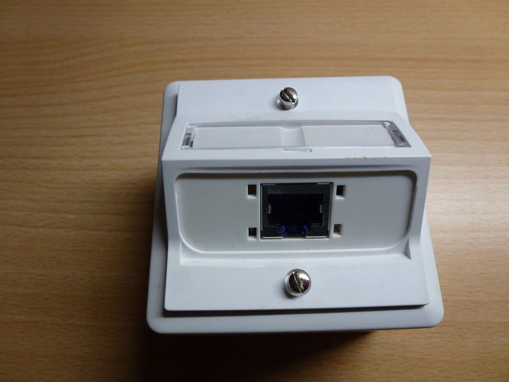 Feller Edizio Due AP RJ45 weiss mit Anschlussmodul (Gebraucht) in ...
