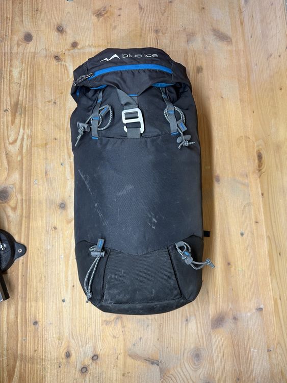 Blue Ice Warthog 28L Rucksack | Kaufen auf Ricardo