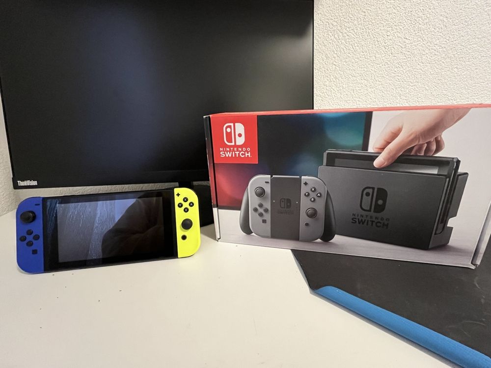 Nintendo Switch mit OVP | Kaufen auf Ricardo