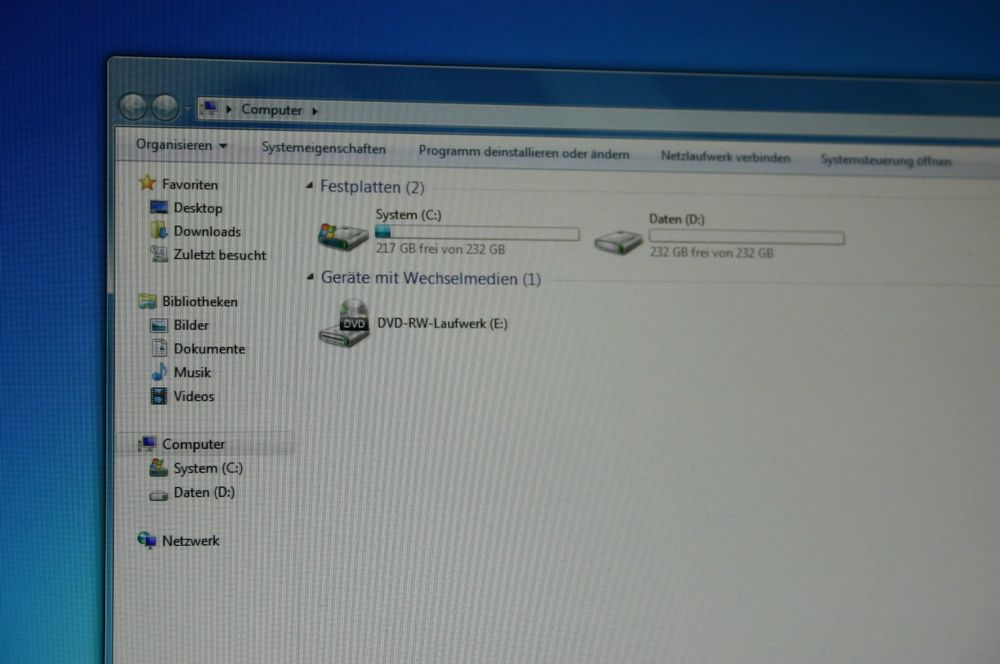 MAXDATA PC mit 2 Harddisks und Windows 7 32 oder 64Bit (Gebraucht) in ...