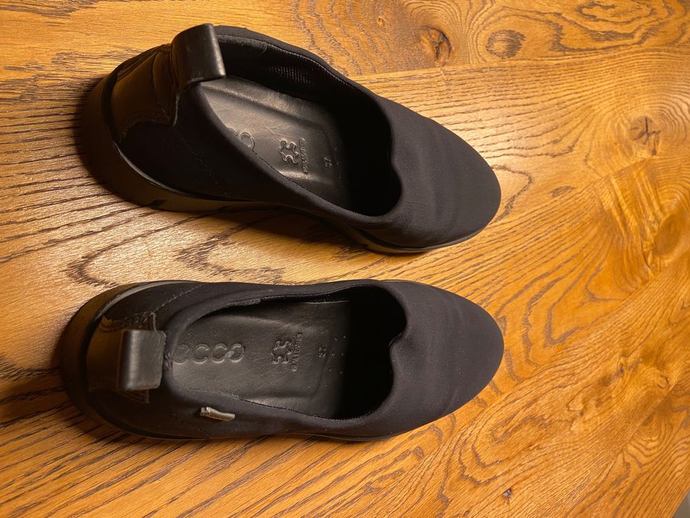 Ecco Damen Textilslipper 37 (Gebraucht) in Engelburg für CHF 10 – mit ...
