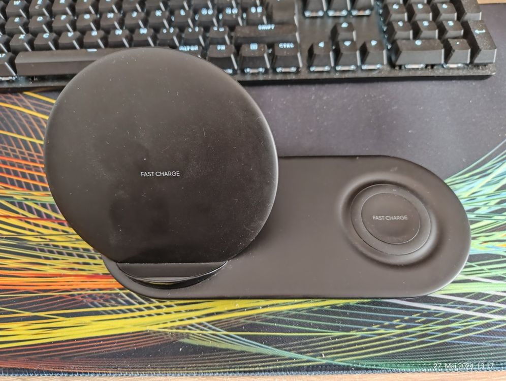 Samsung Induktive Dual-Ladestation 'EP-N6100' Schwarz (Gebraucht) in ...