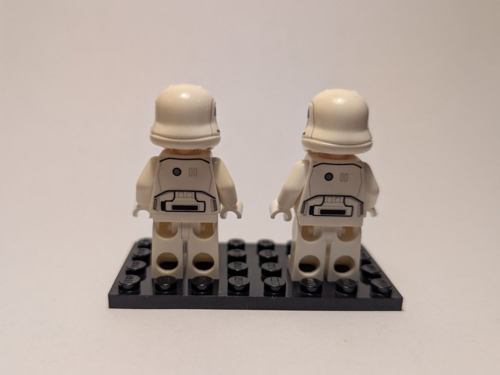 LEGO Star Wars 2 First Order Stormtrooper (Gebraucht) in Uster für CHF ...