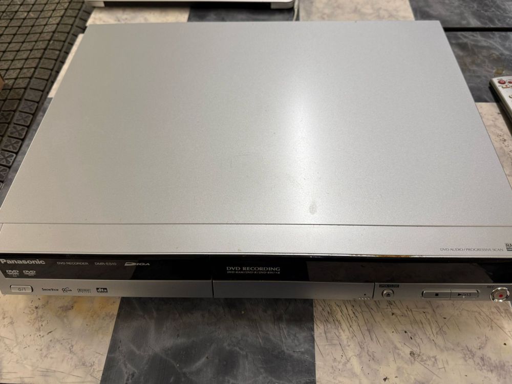 Panasonic Dmr-ES10 defekt (Defekt) in Oberengstringen für CHF 1 – nur ...