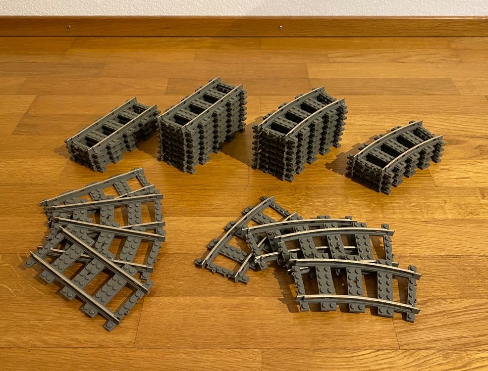 LEGO 9V Schienen 16x gerade 16x kurve Eisenbahn Zug | Kaufen auf Ricardo