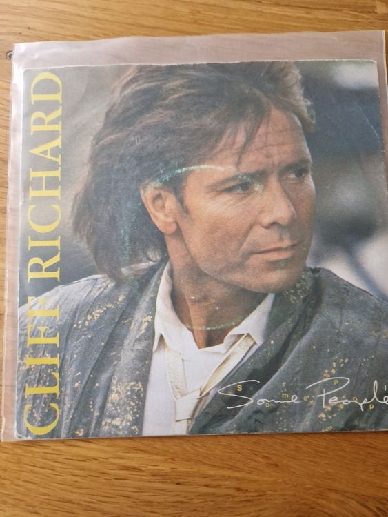 Vinyl Single - Cliff Richard - Some People (Gebraucht) in Sursee für ...