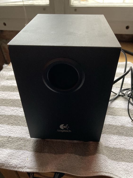 Subwoofer PC Logitech (Gebraucht) in Aarwangen für CHF 1 – mit ...