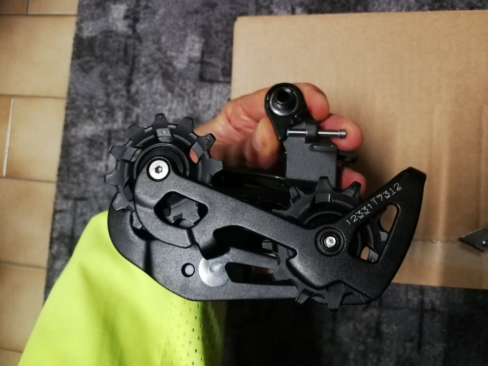 Sram rival axs schalterwerk & umwerfer (Gebraucht) in Bosco Luganese ...