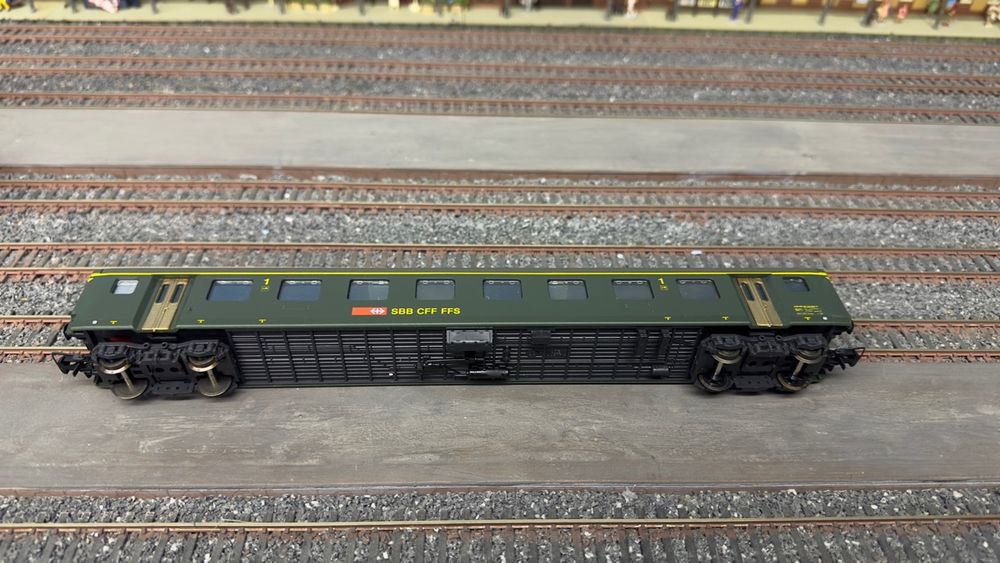 Roco 44329 Personen Einheitswagen 1. Kl SBB H0 (Gebraucht) in Glattpark ...