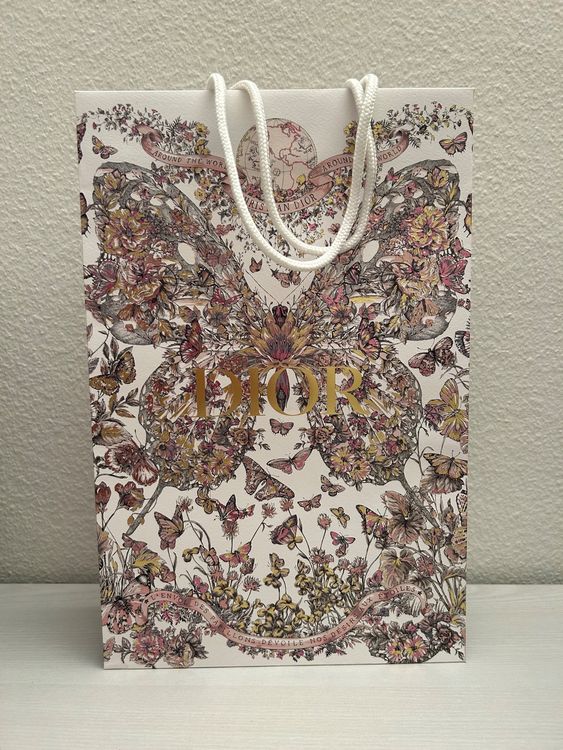 Paper bag Dior floral print (Neu (gemäss Beschreibung)) in Zürich für ...