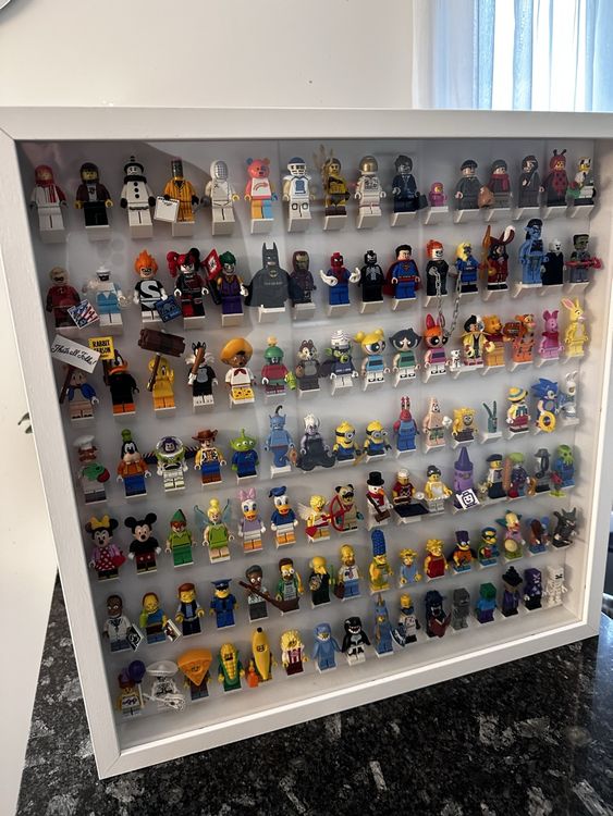 Lego Minifiguren Display / Vitrine für 112 Minifiguren (Gebraucht) in ...