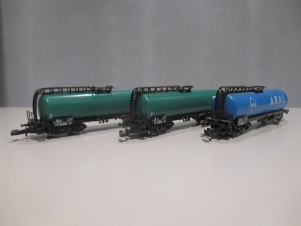 StarRecordsGmbH: Märklin 3 × 8627/-28 DB-GW-Zug Aral/BP lang (Gebraucht) in Welschenrohr für CHF ...