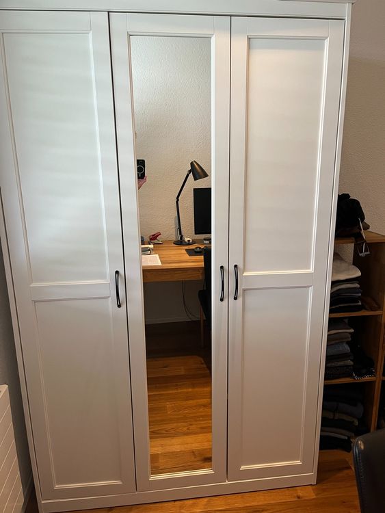 Schrank weiss zwei türig neuwertig IKEA | Kaufen auf Ricardo