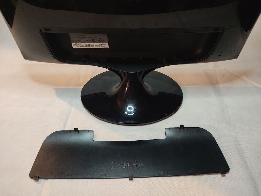 Samsung SyncMaster T240, 24" TFT, DVI-D + HDMI, schwarz | Acheter sur ...