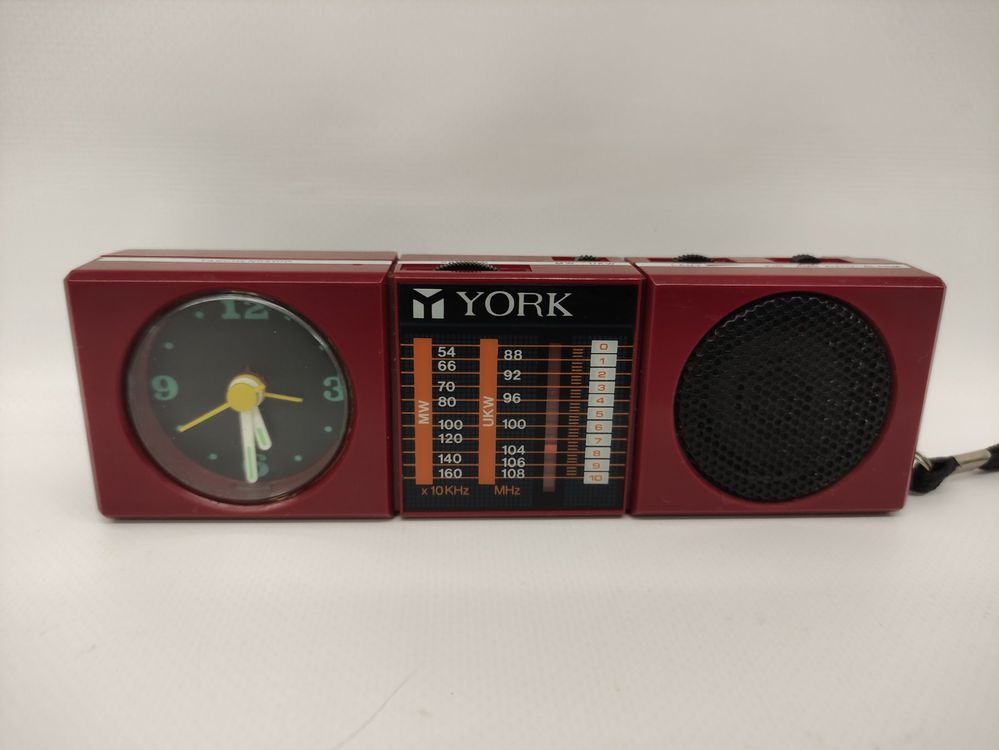Vintage Radio & Wecker YORK QRR 88 Reisegerät Taschenradio (Gebraucht ...