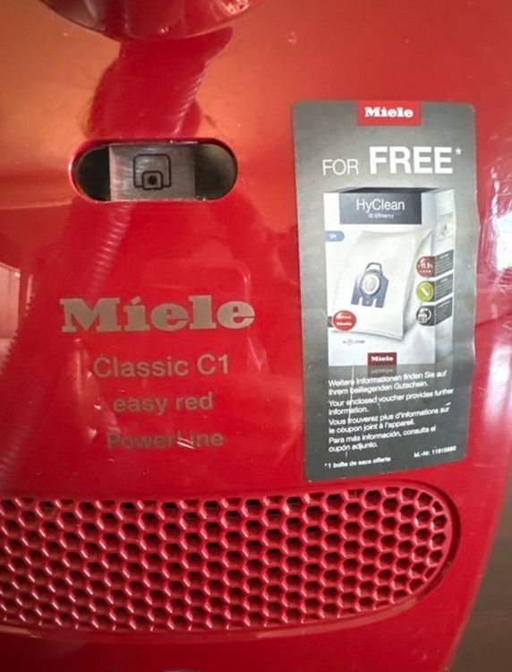 Miele Classic C1 easy red Staubsauger | Kaufen auf Ricardo