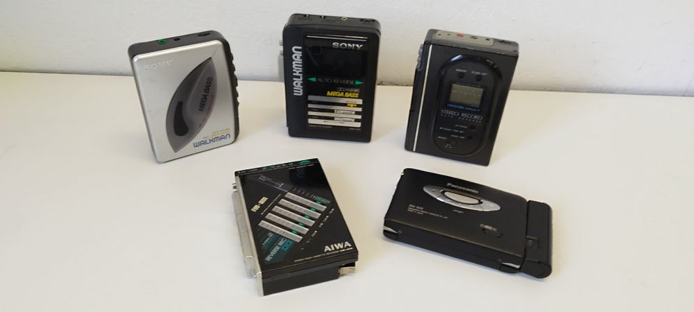 Walkman Lot Sony AIWA Panasonic (Defekt) in Niederdorf für CHF 69 – mit ...