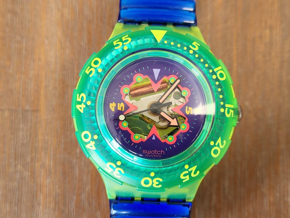 SWATCH SCUBA SDJ101 BAY BREEZE NEU (Neu und originalverpackt) in Lommiswil für CHF 20 – mit ...
