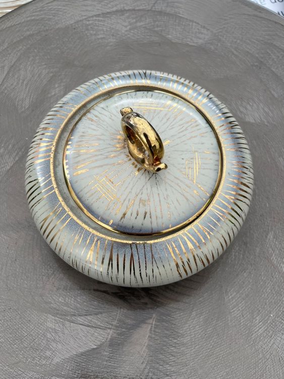 Vintage Bonboniere mit Golddekor - Schmuckstuck für Sammler! (Gebraucht ...