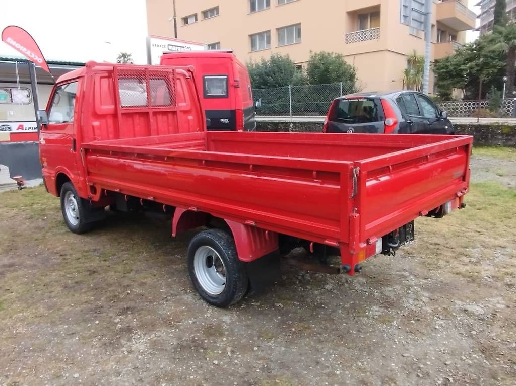 Mazda E 2000 i carico utile 1755 Kg targabile funziona bene (Gebraucht ...