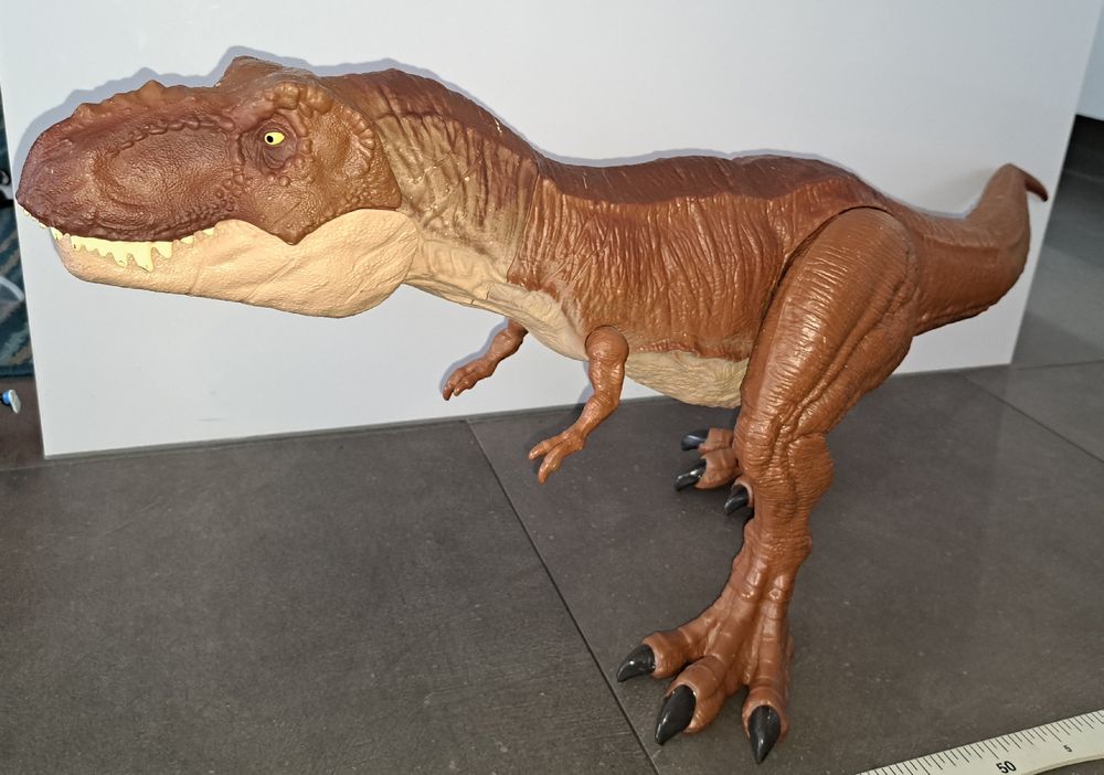 t-rex de jurassien parc , 110cm de long (D'occasion) à Grandcour pour CHF 10 – avec livraison ...