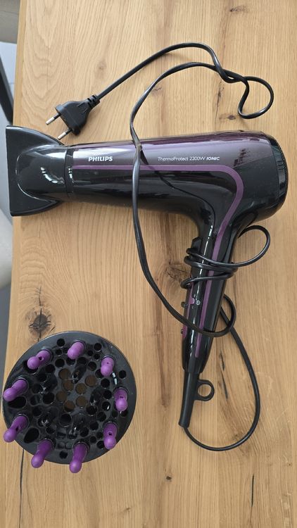 Föhn Philips ThermoProtect (Gebraucht) in Zizers für CHF 7 – mit ...