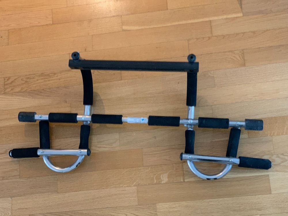 Power Up Bar für Türrahmen / Klimmzugstange Fitness Klimmzug (Gebraucht ...
