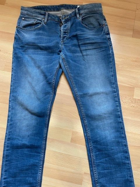 Jeans RR Blue Ridge W31/R32 (Gebraucht) in Bazenheid für CHF 3 – mit ...