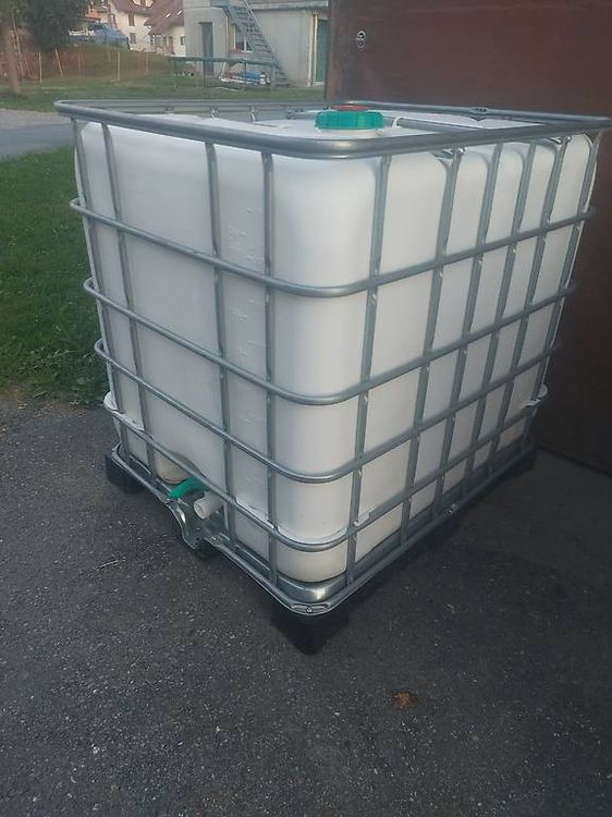 1000 Liter Wassertank IBC (Gebraucht) in Siebnen für CHF 115 – nur ...