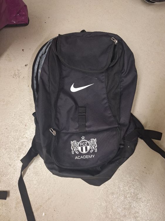 Schwarzer Nike Rucksack FCZ Academy | Kaufen auf Ricardo
