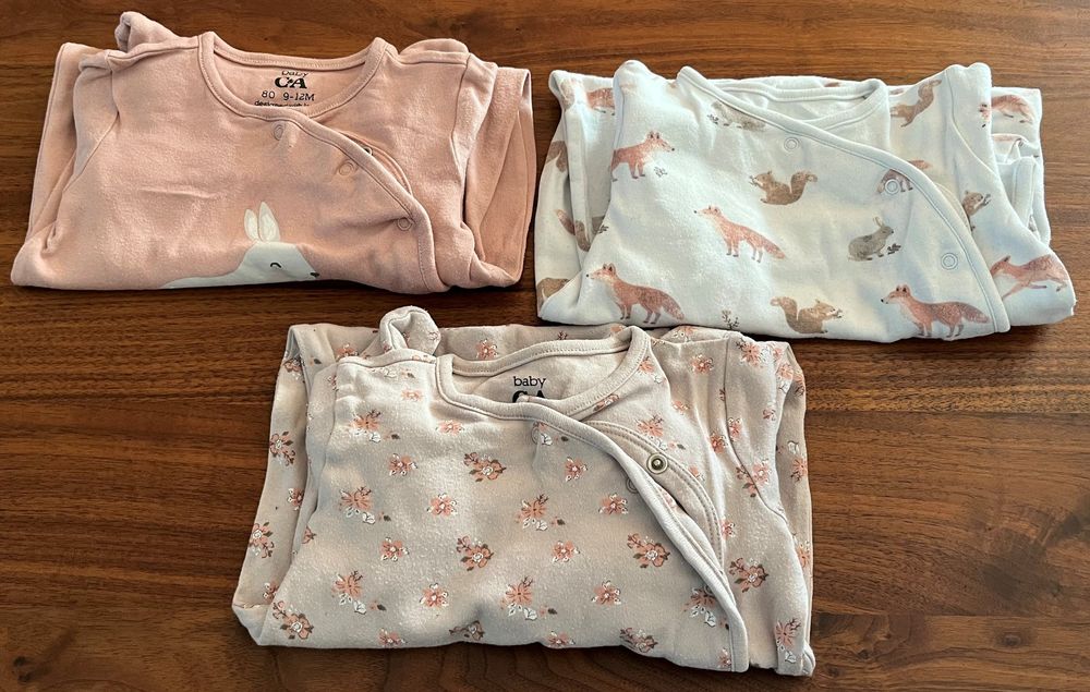 Baby Strampler mit Füsse Gr. 80 (Total 3 Teilig) | Kaufen auf Ricardo