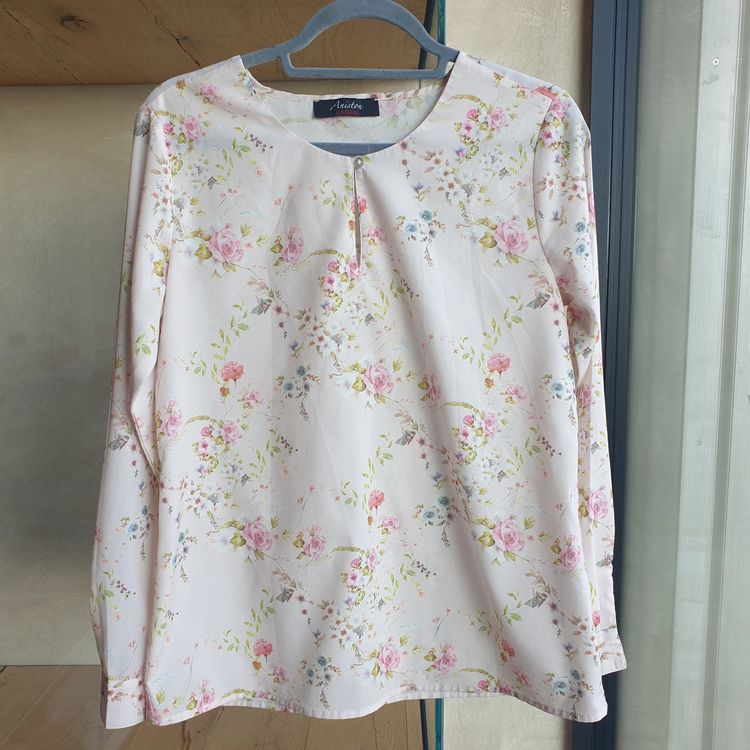 🐸 ANISTON 38 BLÜTEN PRINT BLUSE (Gebraucht) in Môtier (Vully) für CHF ...