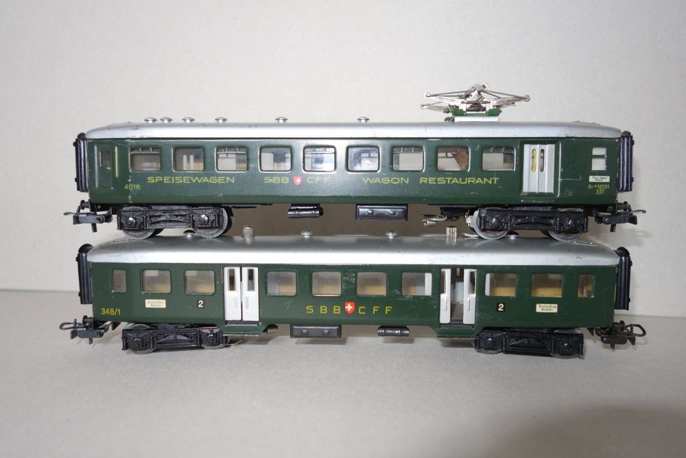 Märklin SBB Speisewagen 4016 und Personenwagen 2. Kl. 348/1 (Gebraucht) in Berikon für CHF 29 ...