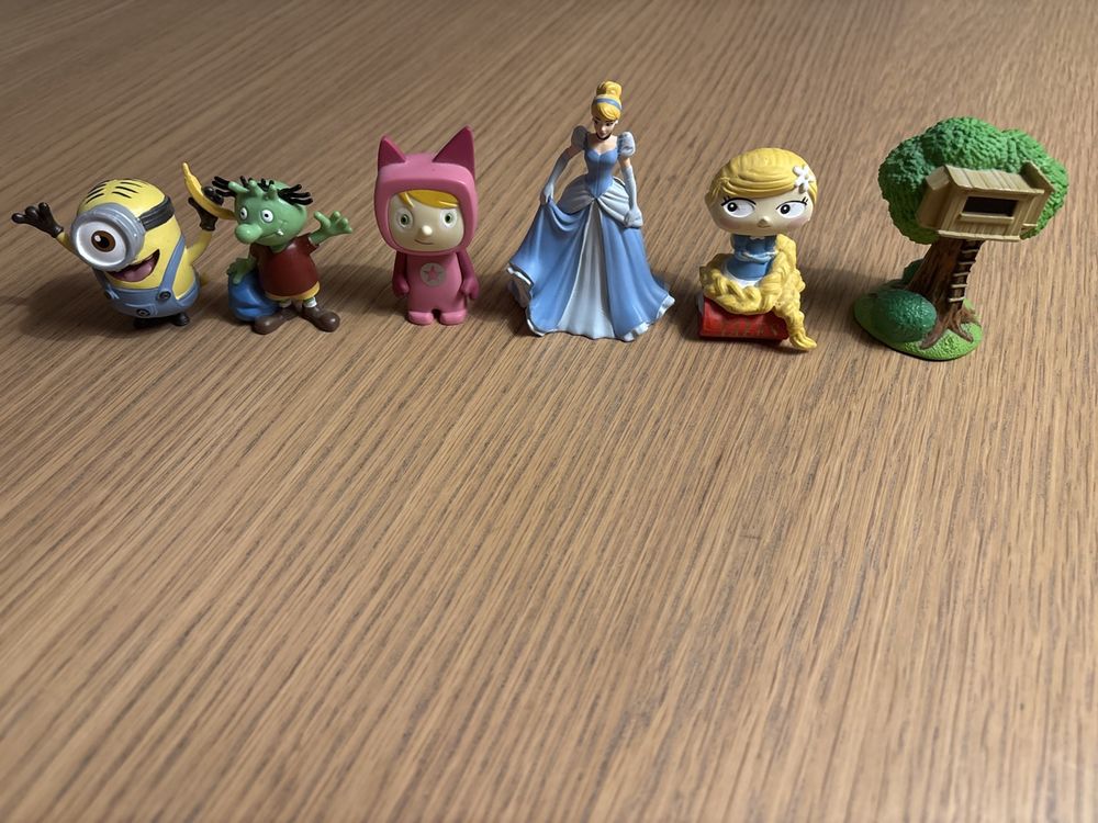 6 Figuren Set Rapunzel, Minion, Disney,… (Gebraucht) in Neftenbach für ...
