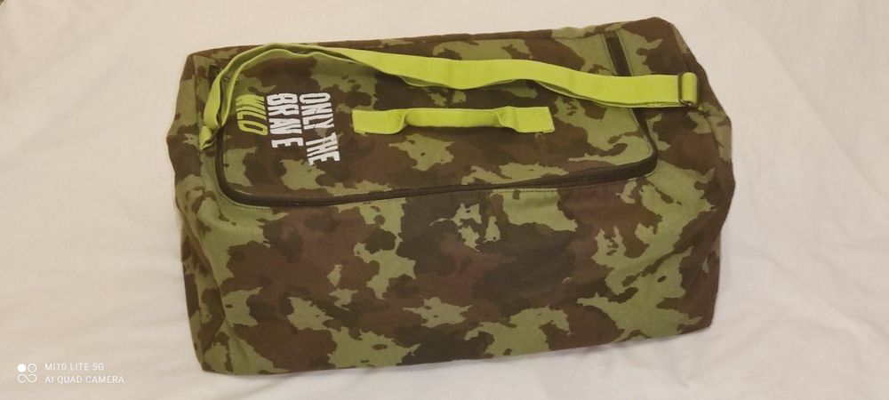 Diesel OTB WILD Sport-Badetasche (Neu (gemäss Beschreibung)) in BASEL ...