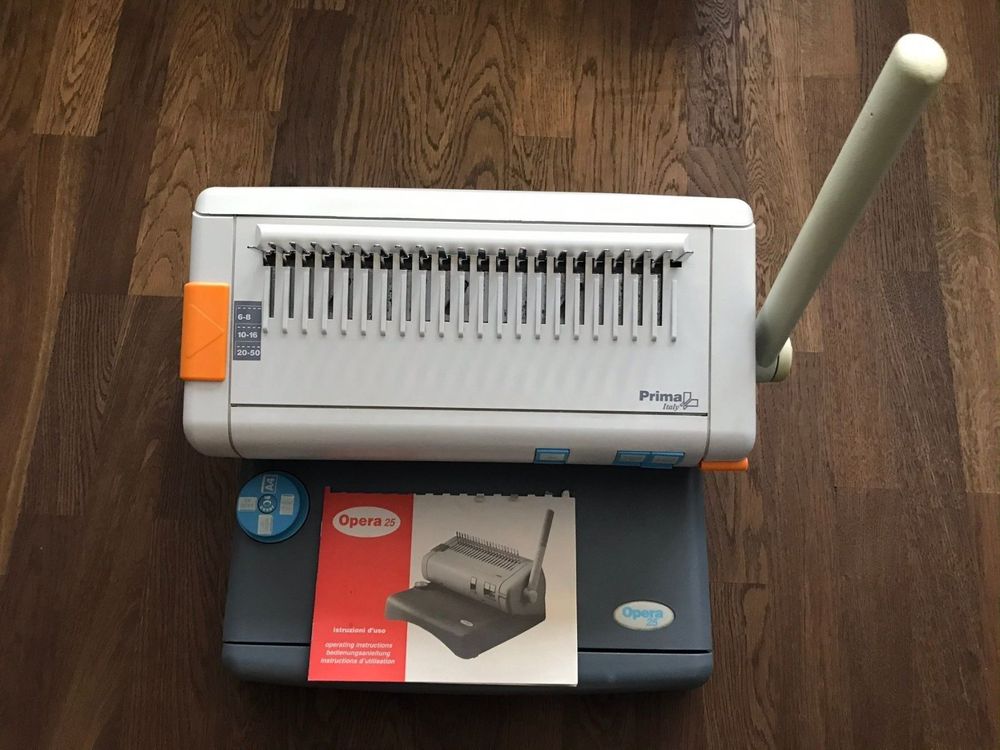 Prima Opera 25 Plastikbinder (Gebraucht) in Mauren für CHF 20 – mit ...