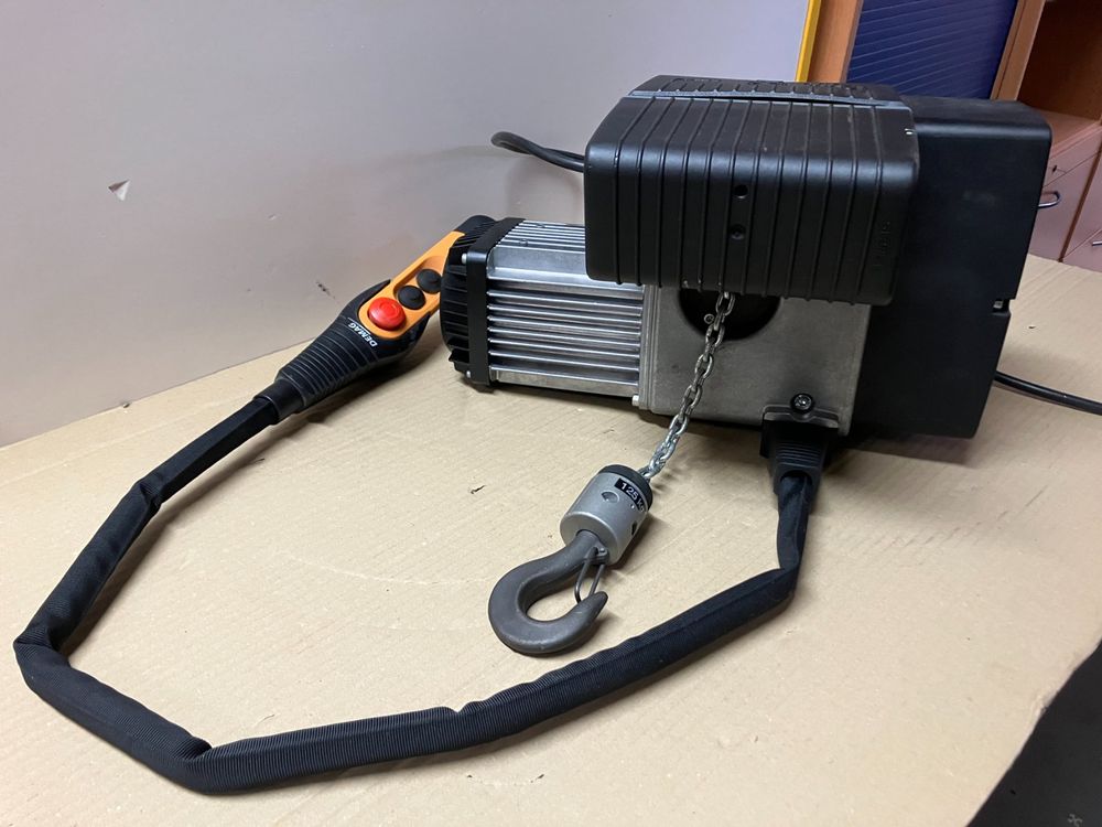 Demag - Kettenzug Mod. DC-Com 1-125 H4 V1 Bj. 2004 (Gebraucht) in ...