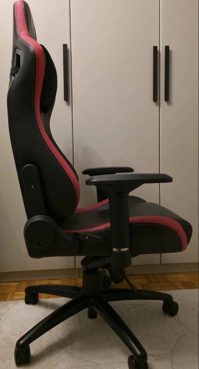 Schne Gaming Stuhl Nibe Schwarz Rot Fotos