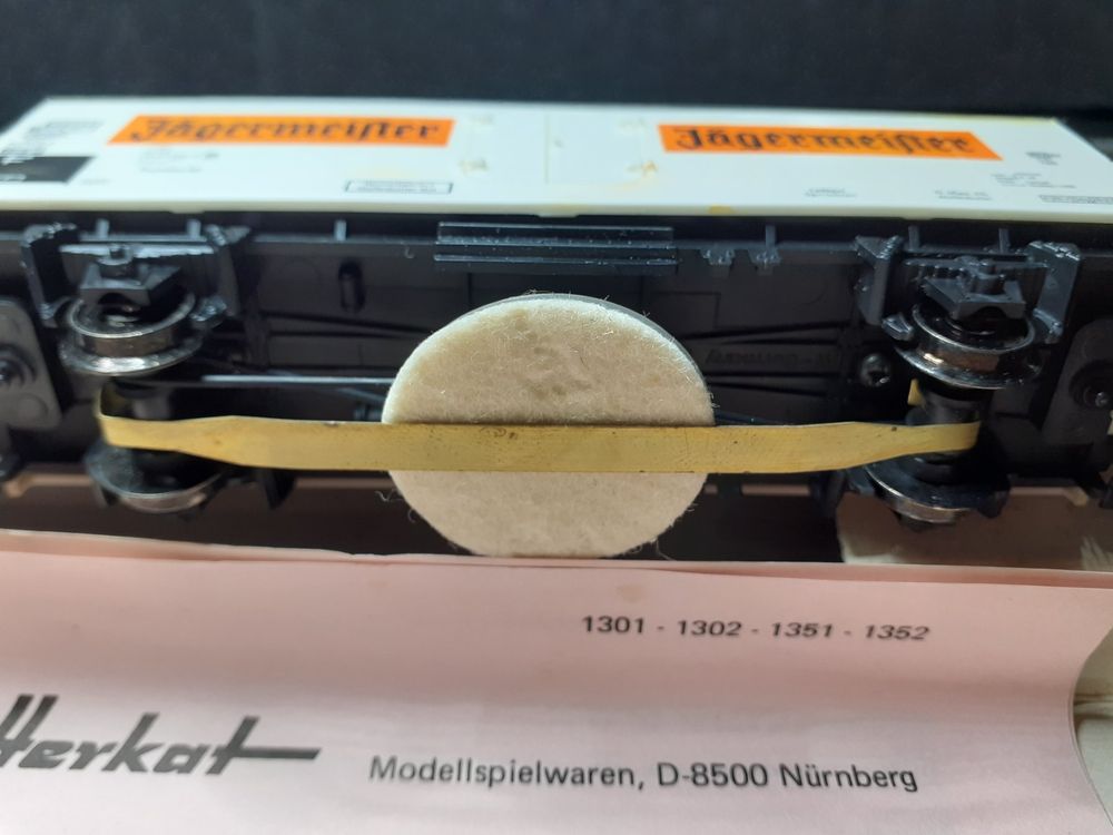 Herkat Schienenreinigungswagen H0 AC (Gebraucht) in Arbon für CHF 9.9 – mit Lieferung auf ...