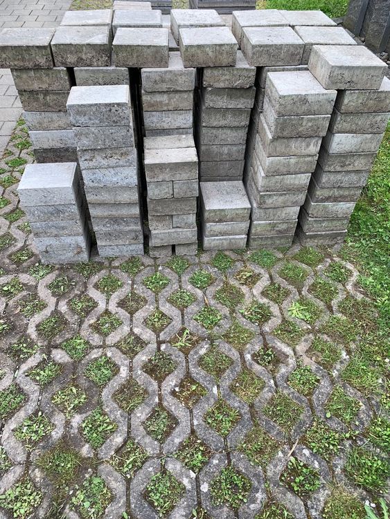 Verbundsteine 440 Stück diverse Masse Insgesammt 17 m2 (Gebraucht) in ...