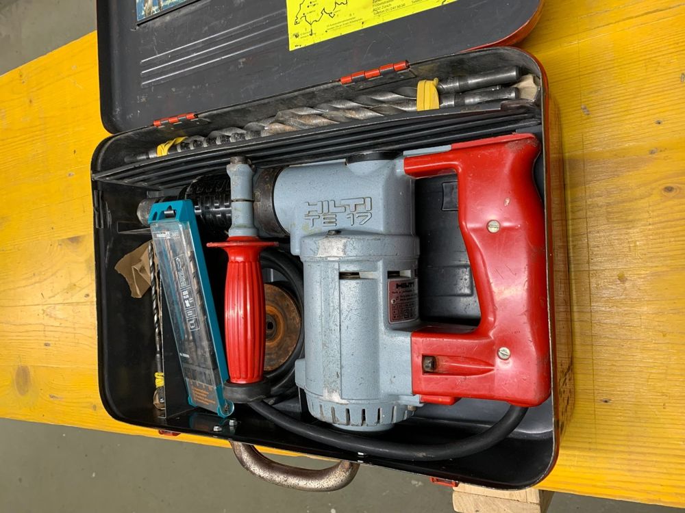 Bohrhammer Hilti TE 17 (Gebraucht) in Densbüren für CHF 84 – nur ...