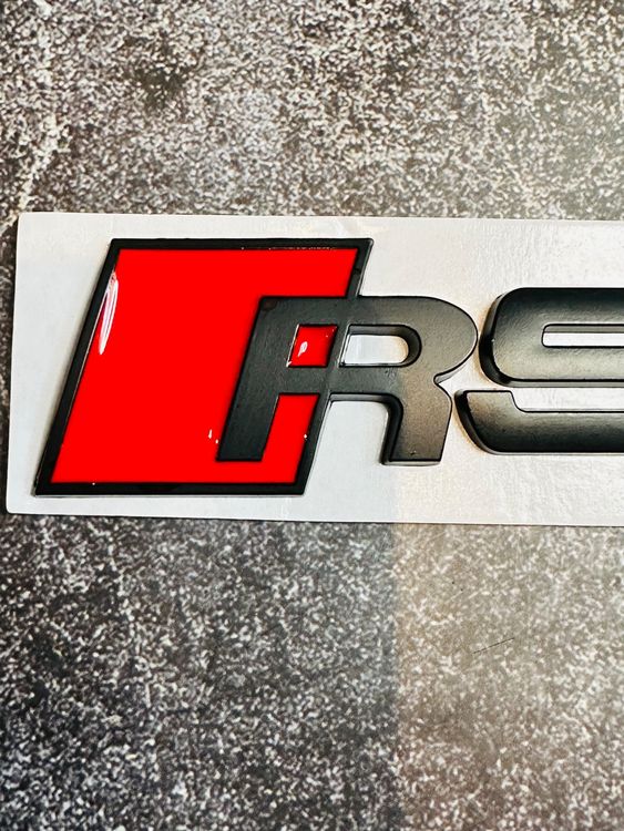 Audi RS3 Emblem Schriftzug Logo aus Metall Rot/Schwarzmatt (Neu und ...