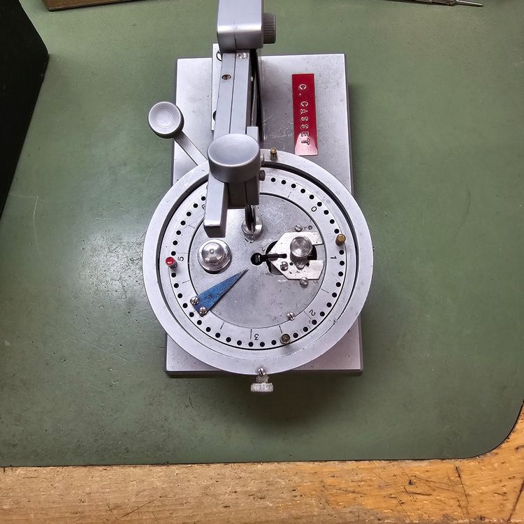 Outil Horloger (D'occasion) à Tramelan pour CHF 50 – avec livraison ...