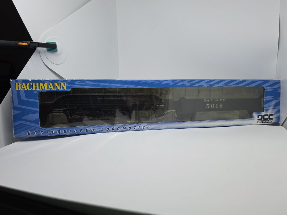 Bachmann Santa Fe 5016 Dampflok HO (Gebraucht) in Fischingen für CHF ...
