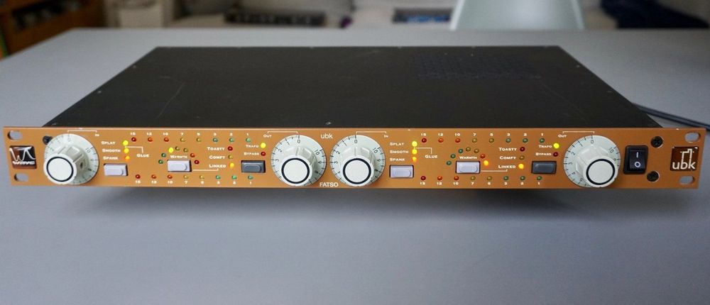 Wave Distribution UBK Fatso Dual Channel Compressor (Gebraucht) in ...