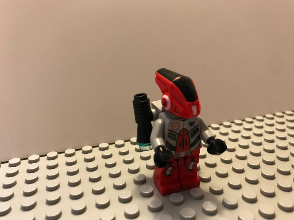 LEGO Space Galaxy Squad Red Robot Sidekick (GS006) | Kaufen auf Ricardo