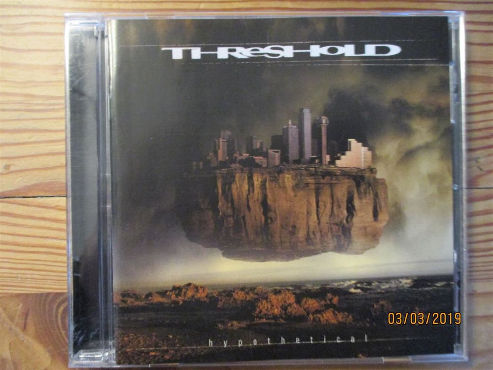 Threshold - Hypothetical (Gebraucht) in Liestal für CHF 2.5 – mit Lieferung auf Ricardo kaufen