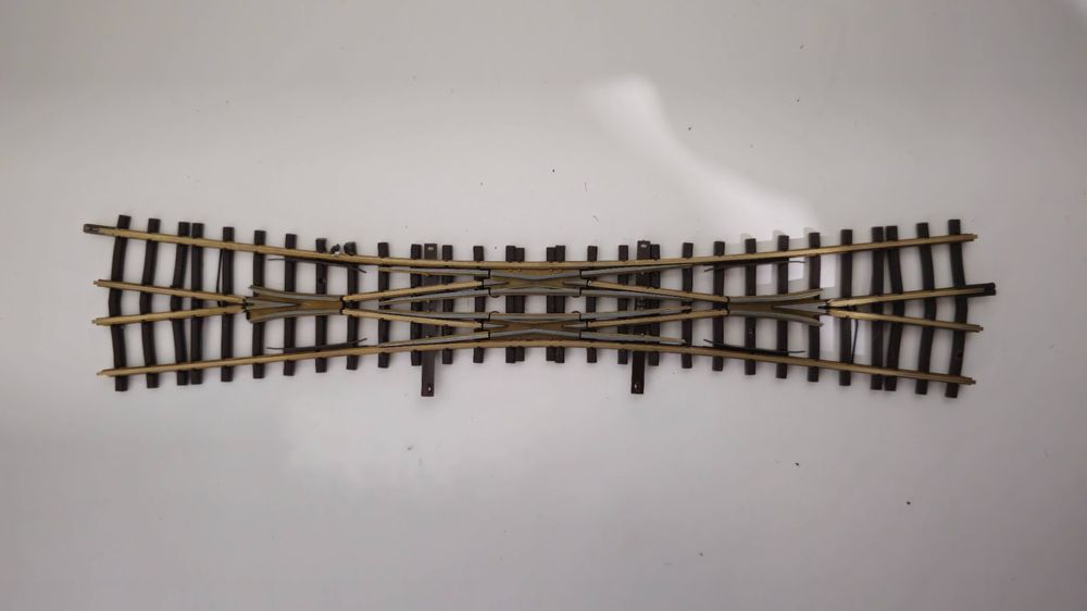 BEMO H0m Doppelkreuzungsweiche DKW (Gebraucht) in Matten b. Interl für CHF 4 – mit Lieferung auf ...