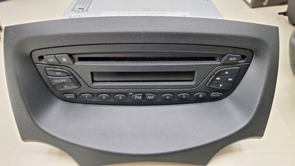 Autoradio Ford Ka original 2010 (Gebraucht) in Fischenthal für CHF 29 ...